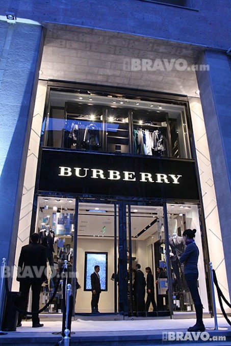 Burberry - Bravo.am